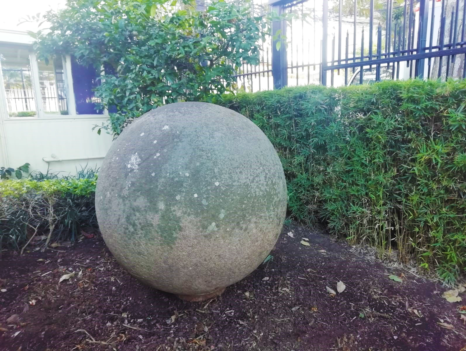 Recuperación de la esfera Naí « Museo Nacional de Costa Rica