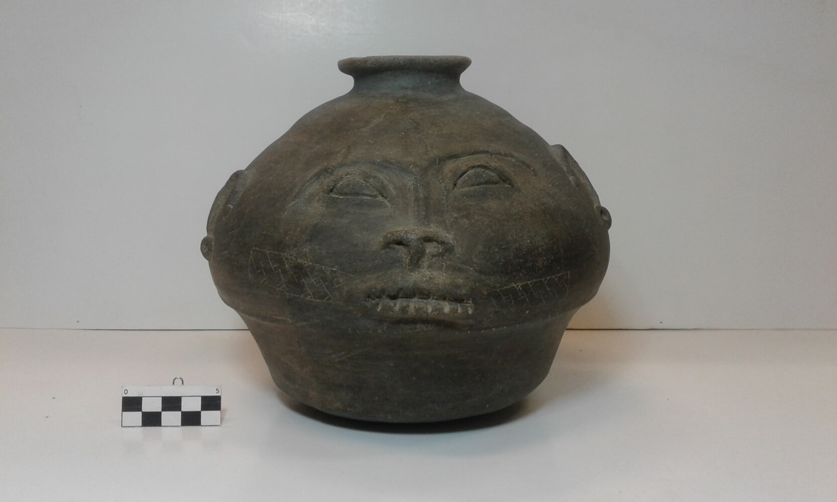 Restauración Vasija « Artículos Educativos « Museo Nacional de Costa Rica
